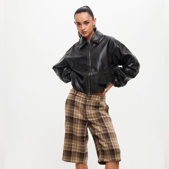 Lioness | Jackets & Coats | Lioness Nirvana Bomber Onyx A7 | Poshmark